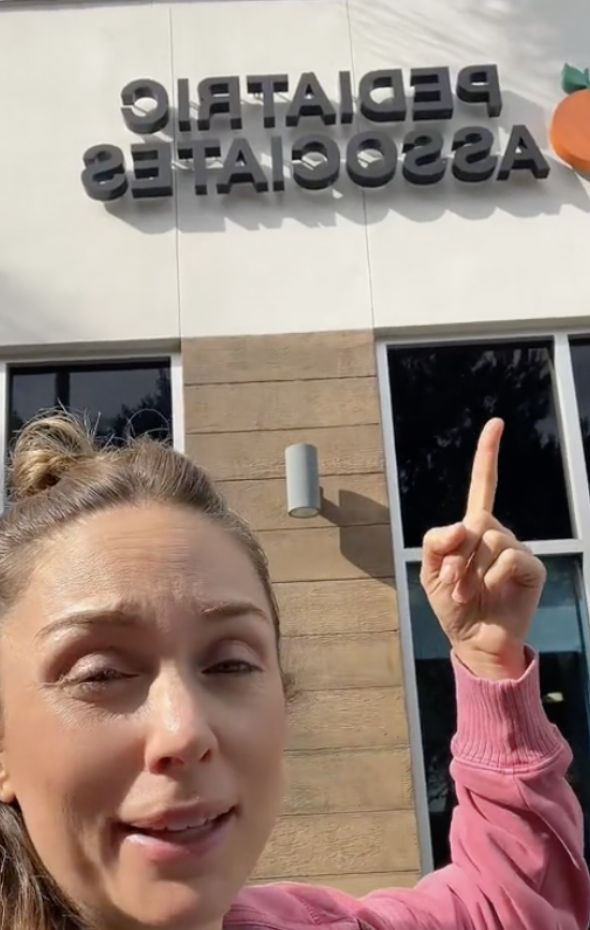 Una española que vive en EEUU enseña la factura por llevar a un bebé a ...