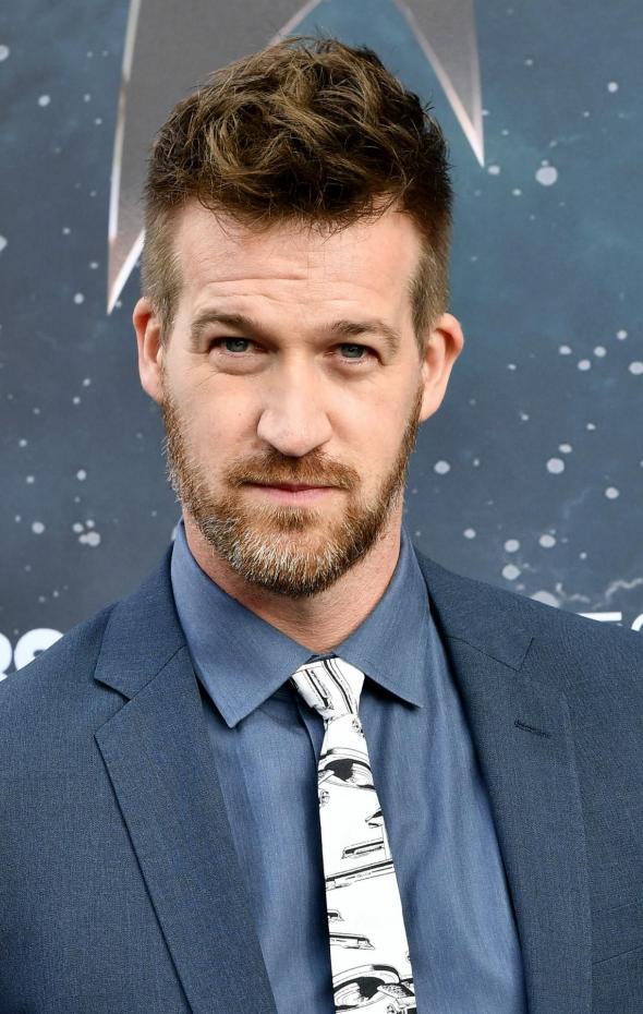 Muere el actor canadiense Kenneth Mitchell diagnosticado hace 5 años ...