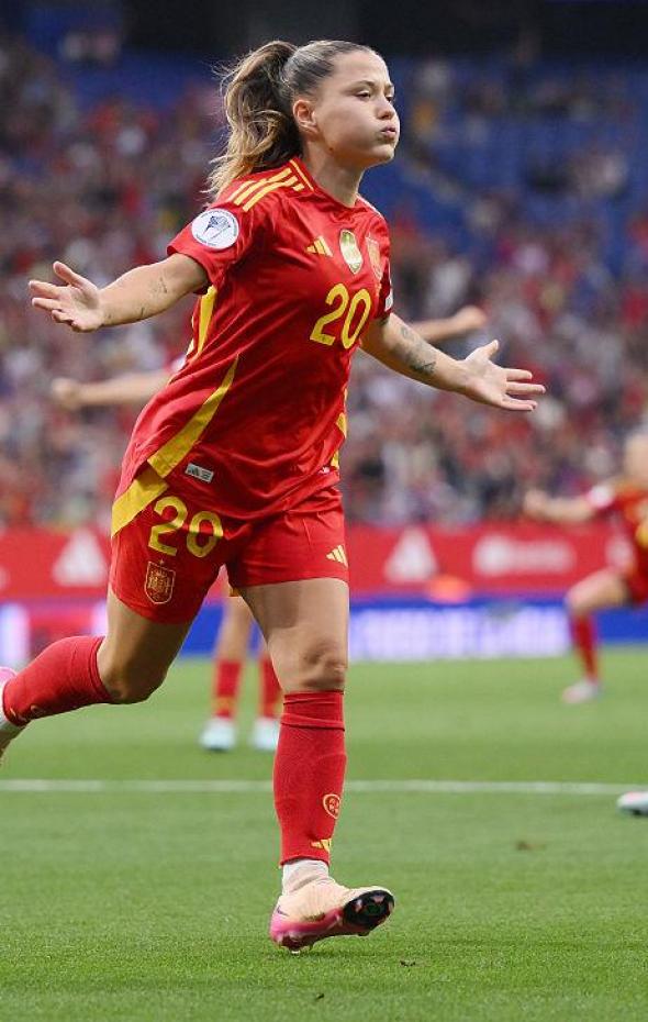 Claudia Pina mete a España en la Final Four de la Liga de Naciones con ...