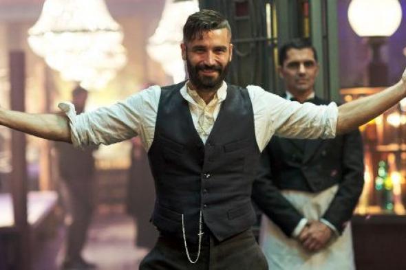 El Desnudo Integral Del Actor Álex García En Instagram