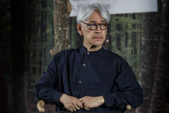 Muere el legendario músico y compositor japonés Ryuichi Sakamoto a los 71 años de edad