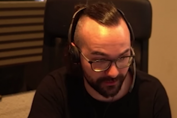 El Xokas se corta la coleta y se rapa al cero