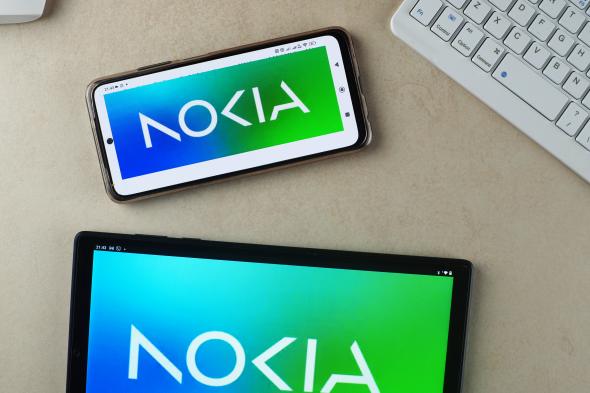 Nokia presenta un móvil indestructible al estilo 3310