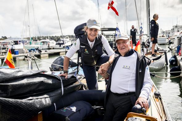 De Sanxenxo a Cowes: las imágenes del rey Juan Carlos de regata con su ...