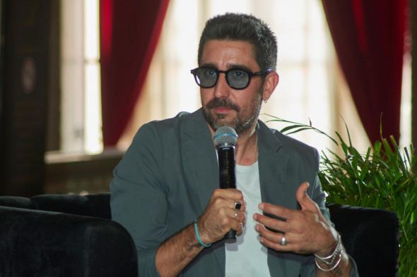 Álex Ubago es rotundo al hablar de la monarquía y acaba dando este ...