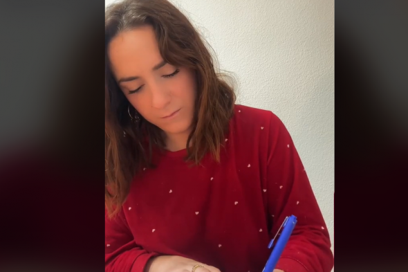 Deja una nota a sus ruidosos vecinos y se crea un debate en los comentarios