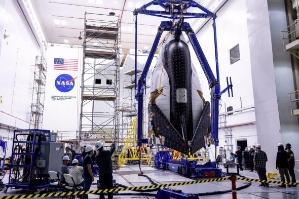 El avión mensajero de paquetes al espacio cae en manos de la NASA