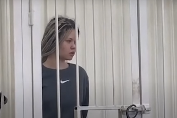 Una modelo rusa es detenida por ayudar a Ucrania