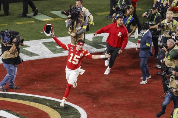 Super Bowl 2024 | Patrick Mahomes obra el milagro y da a los Chiefs su segunda final consecutiva