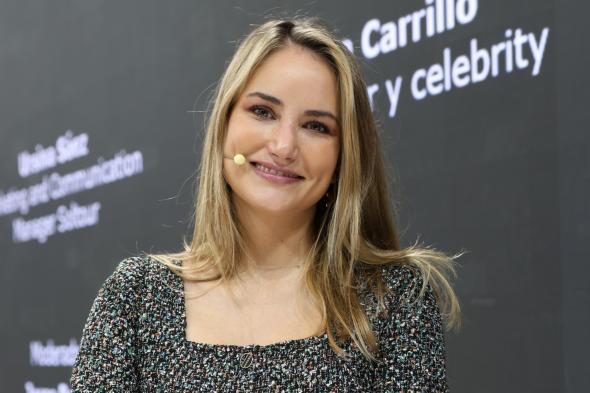 Le preguntan a Alba Carrillo si es 'roja' y lo que dice ella está en ...