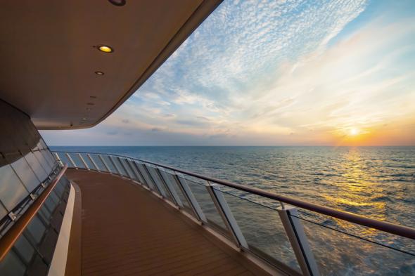 Esto es lo que pasa en un crucero lleno de jóvenes: llama la atención ...