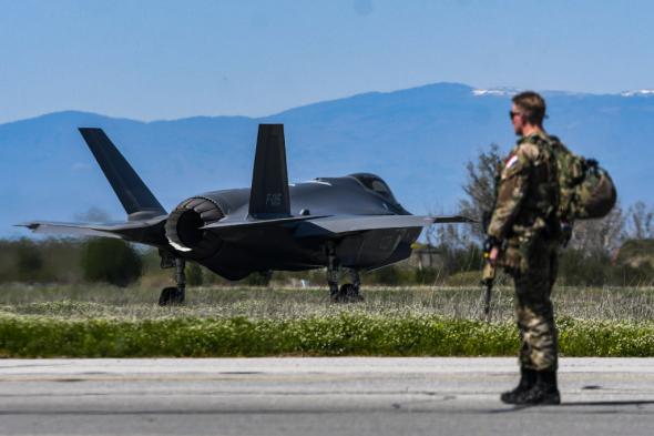 La UE revela cómo ha llenado la hucha de la guerra en Rusia: podría comprar 2.400 nuevos cazas