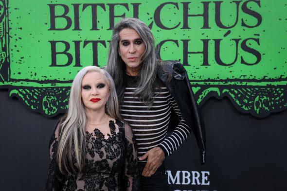 Alaska y Mario celebran 25 años juntos y hablan del estado de Vaquerizo ...