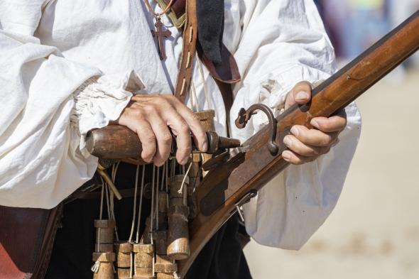 La mentira detrás del arma que emplearon los conquistadores españoles ...