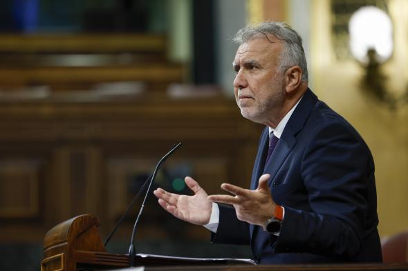 El ministro Ángel Víctor Torres anuncia una pausa temporal para ...