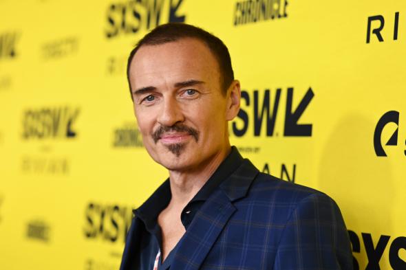 Muere el actor Julian McMahon a los 56 años