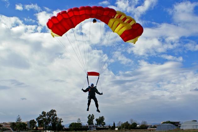 Los paracaidistas españoles del ejército rompen un récord mundial de ...