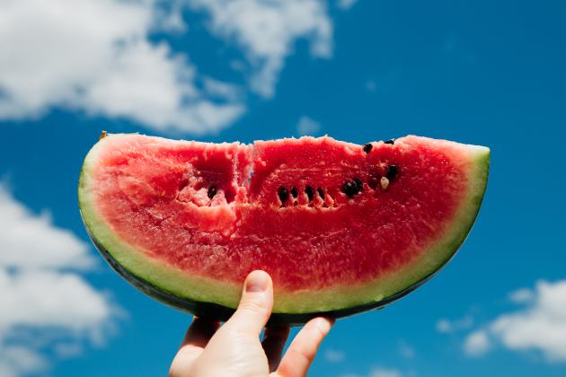 Estos son los efectos en tu salud si comes sandía todos los días del verano