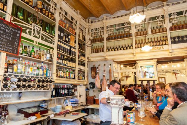 Este es el bar más antiguo de toda España: en pleno centro de Sevilla y ...