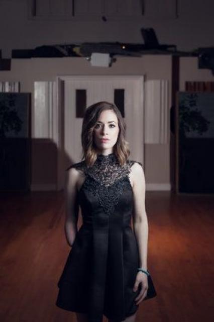 Rebekah Marine, la modelo con brazo biónico: 'Luché demasiado tiempo ...