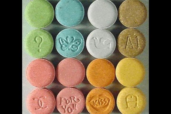 Australia, primer país que aprueba el consumo de drogas psicodélicas: éxtasis y hongos alucinógenos