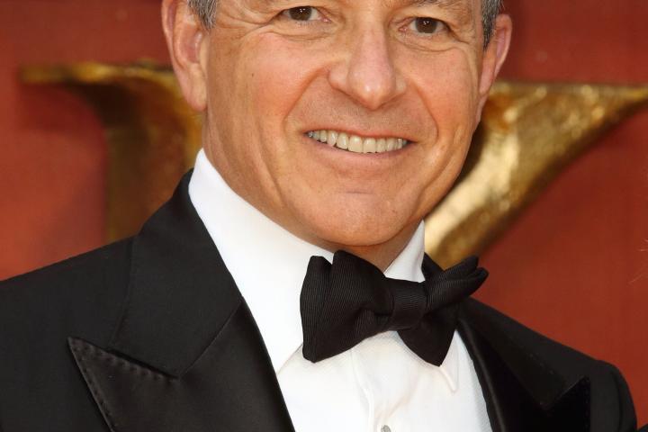 El histórico Robert Iger regresa a la dirección de Disney tras la ...