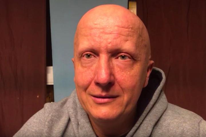 Paco Sanz, el hombre de los 2.000 tumores, acepta 2 años de cárcel por ...