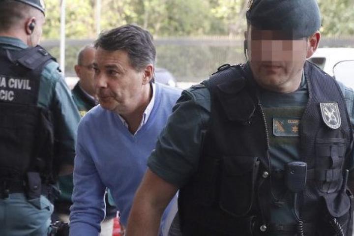 Ignacio González propone de nuevo cambiar la cárcel por el arresto ...