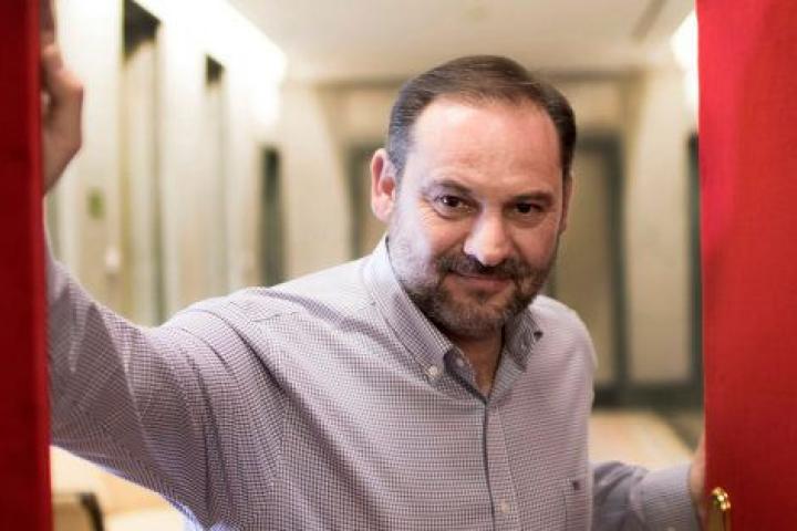 17 cosas que no sabías de José Luis Ábalos