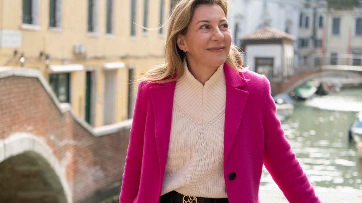 Eva Sáenz de Urturi, la escritora superventas: 'Puedo vivir muy bien de ...