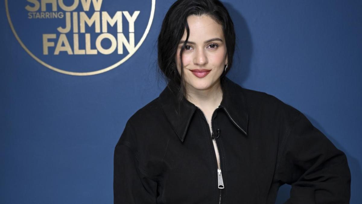 Rosalía va al show de Jimmy Fallon y triunfa ya antes de entrar al programa
