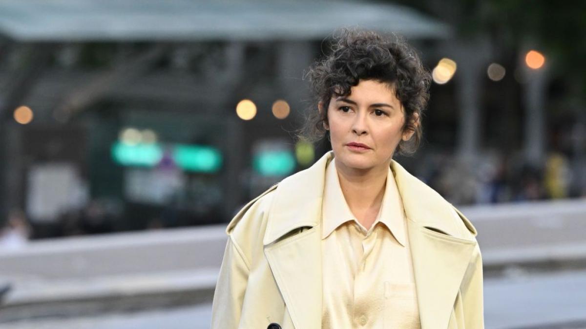 Audrey Tautou: '¿Por qué encontramos fea a una mujer con el pelo blanco?'