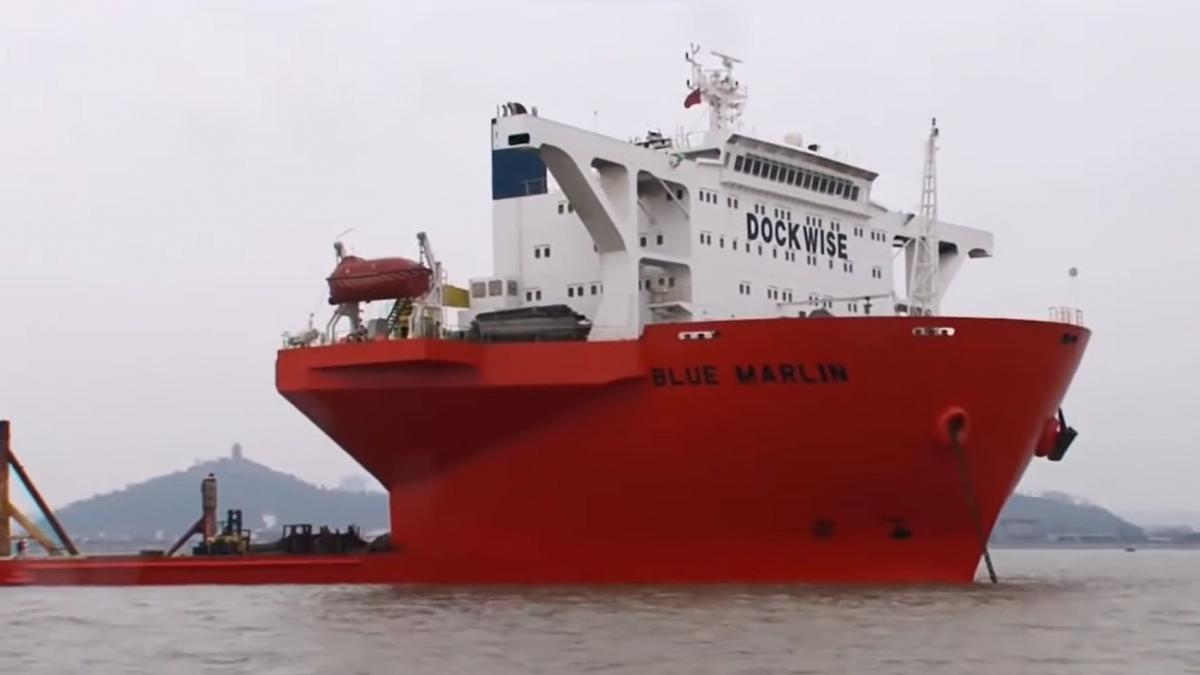Así es el Blue Marlin, el imponente barco creado para mover buques y ...