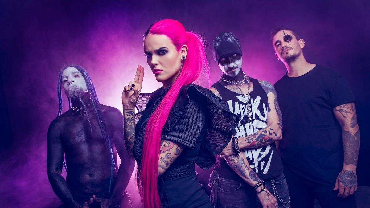 Megara: 'España tiene una asignatura pendiente con el rock'