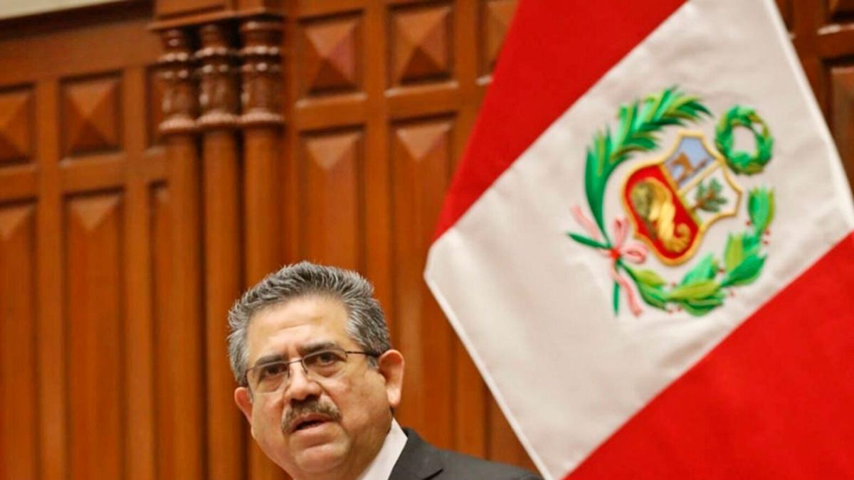 Manuel Merino anuncia su dimisión 'irrevocable' a la presidencia de Perú