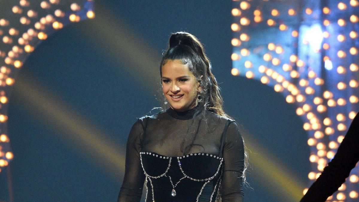 El detalle de la actuación de Rosalía en los MTV VMA que más ...