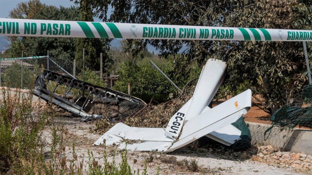 Dos muertos al estrellarse una avioneta en Bonastre (Tarragona)