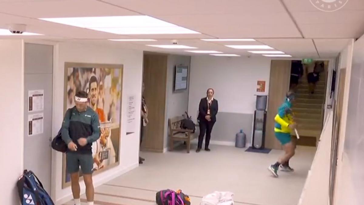 Rafa Nadal se pronuncia sobre esta comentadísima escena como solo él ... Rafa Nadal se pronuncia sobre esta comentadísima escena como solo él ...