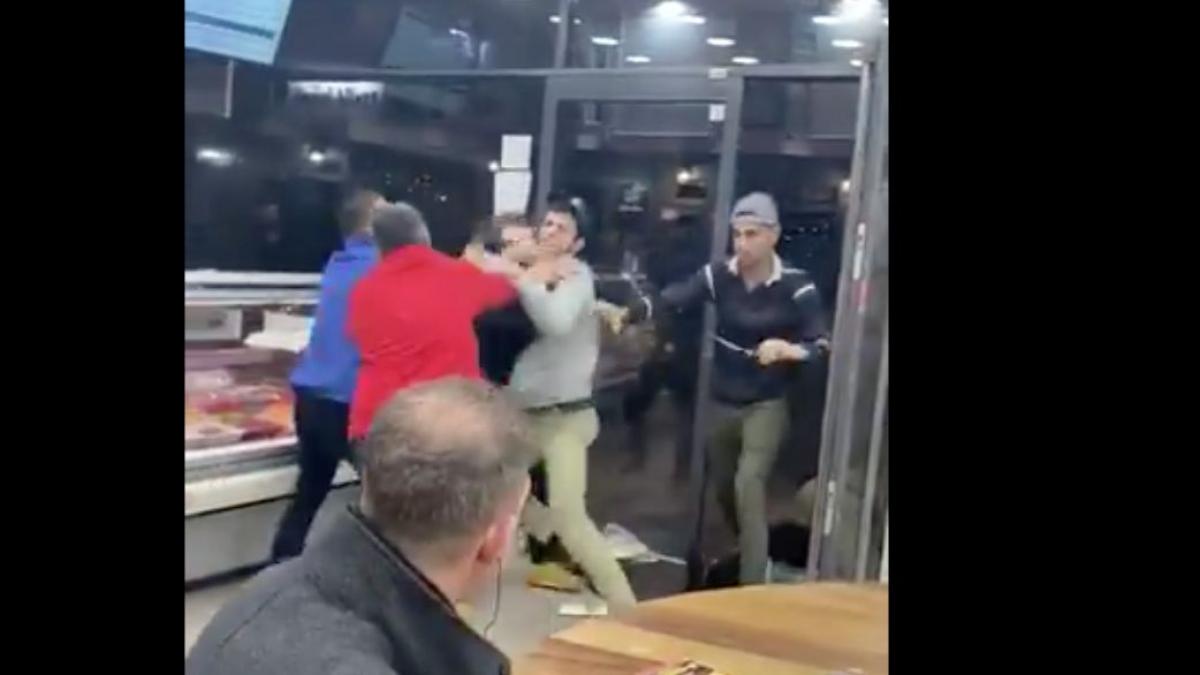 El detalle por el que este vídeo de una pelea lleva 4 millones de ...