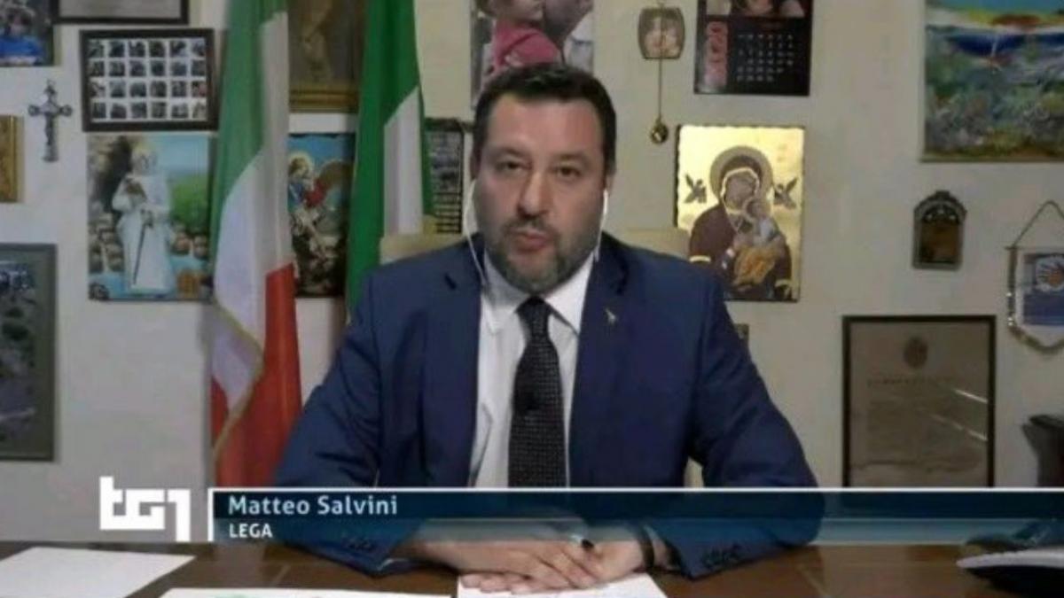 Esta foto de Matteo Salvini es carne de meme en Italia por una evidente ...