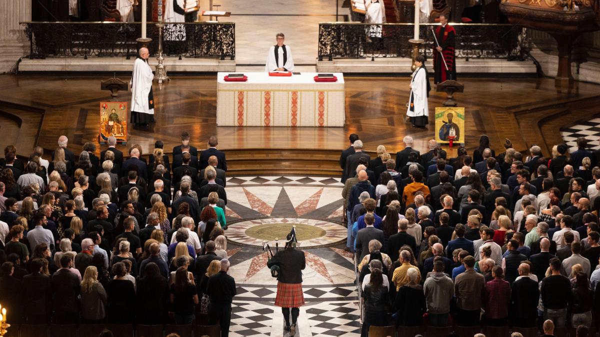 Así ha sonado por primera vez el 'Dios salve al rey', el nuevo himno ...