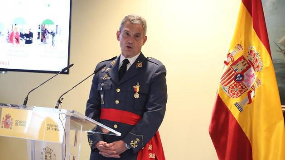 El JEMAD se vacunó gracias a una orden que firmó el mismo, sin ...