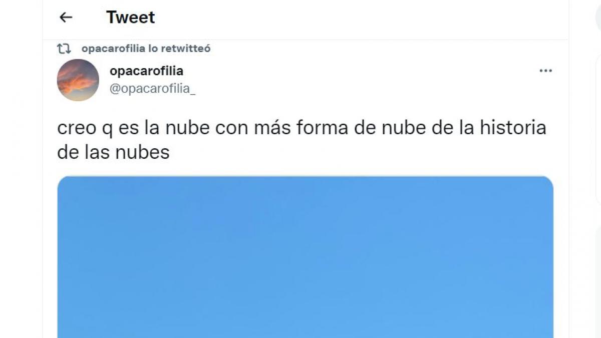 Un usuario capta la foto de esta nube y no paran de llover memes