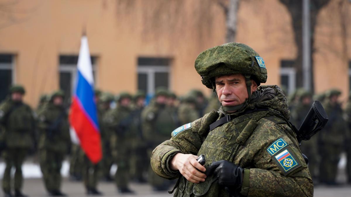 Rusia y sus aliados empiezan a retirar soldados de Kazajistán Rusia y sus aliados empiezan a retirar soldados de Kazajistán