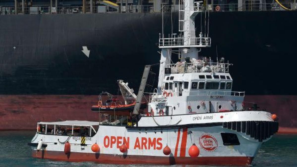 Zarpa el barco de Open Arms que abre un corredor marítimo de ayuda ...