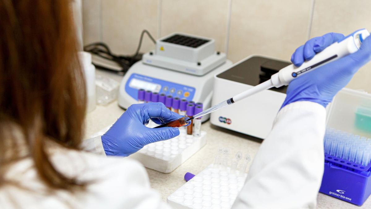 Logran secuenciar por primera vez un genoma humano completo