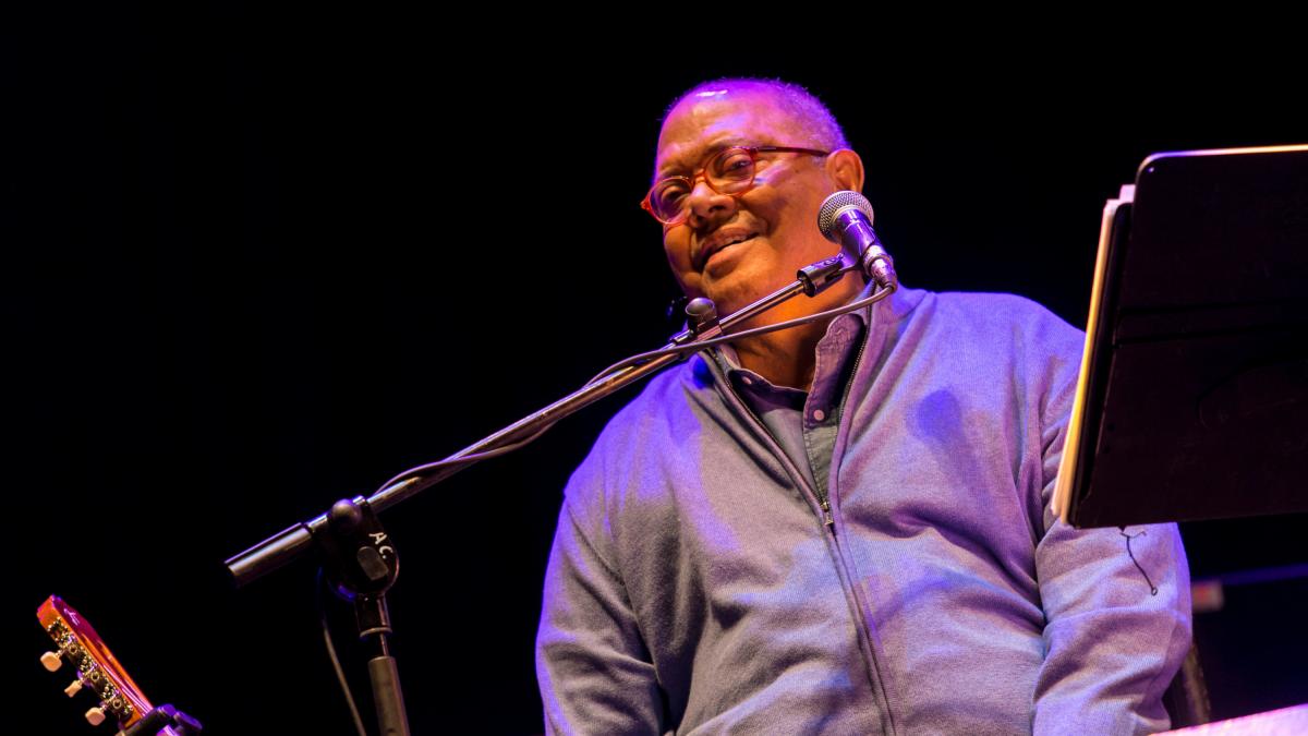 Pablo Milanés, la felicidad de cantar