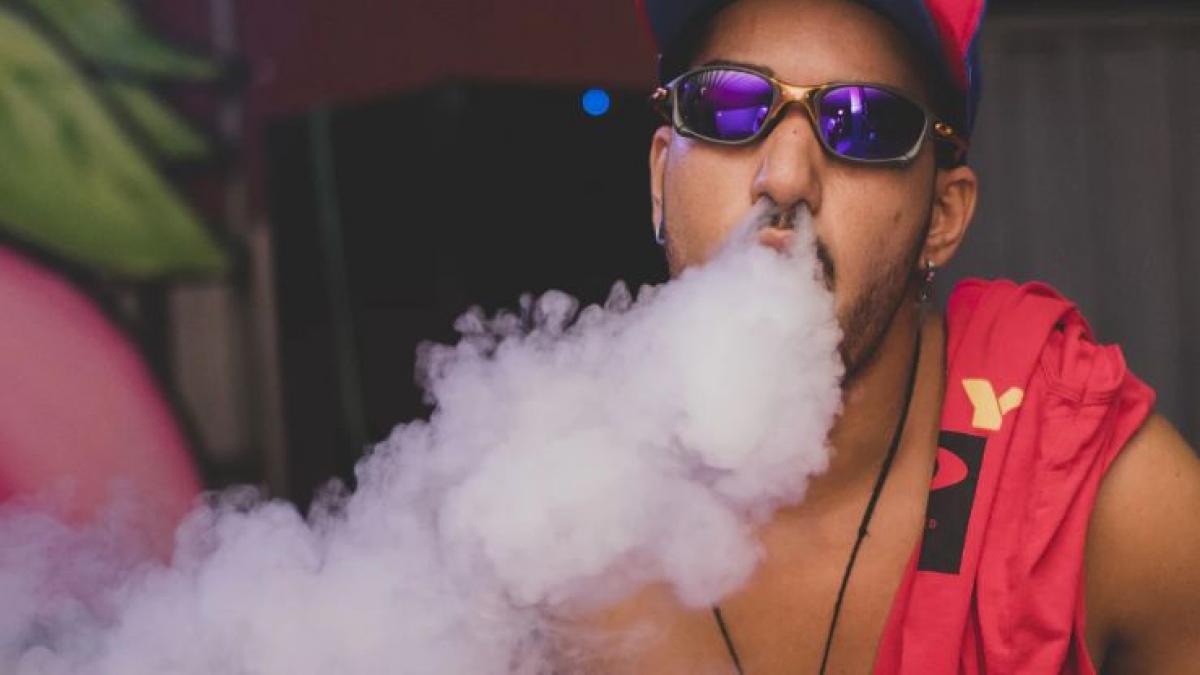 ¿Qué riesgos tiene fumar la shisha?