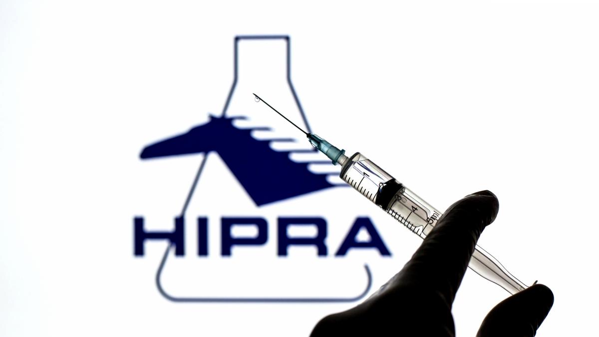 La EMA da el visto bueno a la vacuna española de Hipra contra el covid