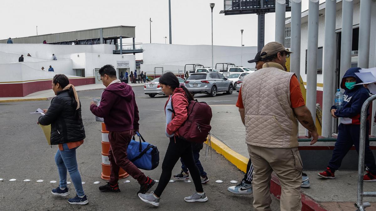 ¿Cómo están las cosas en la frontera de EEUU al mes del fin del Título 42?